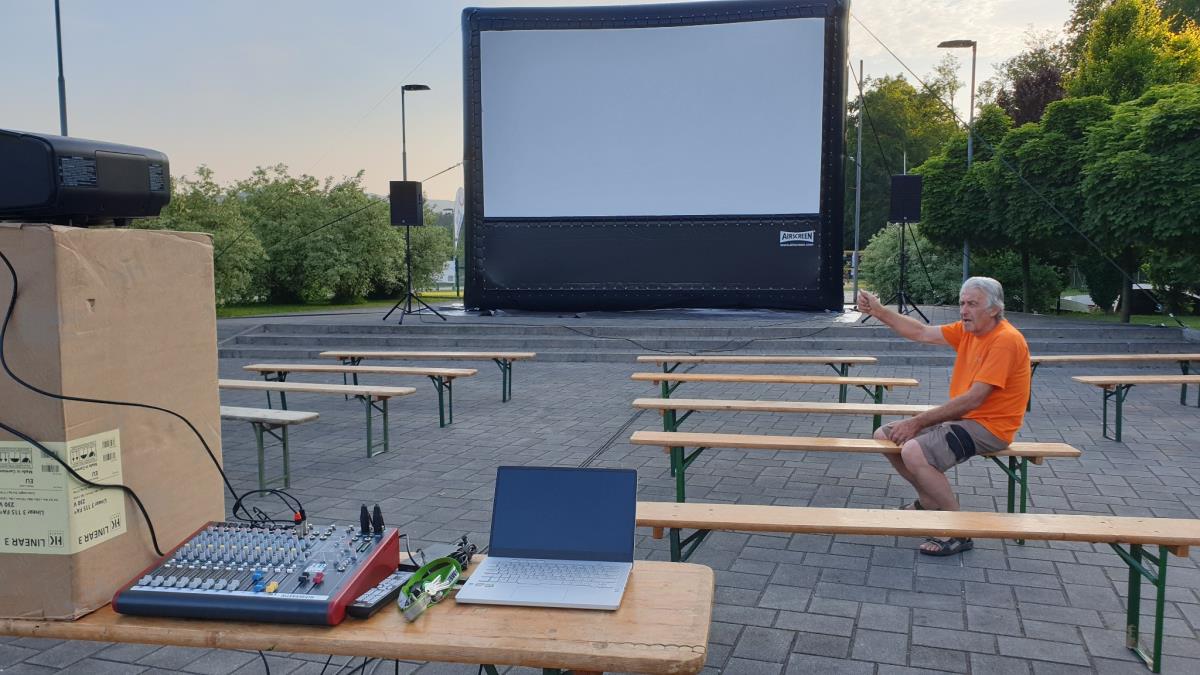 Letni mobilni kino na prostem - medvode.si